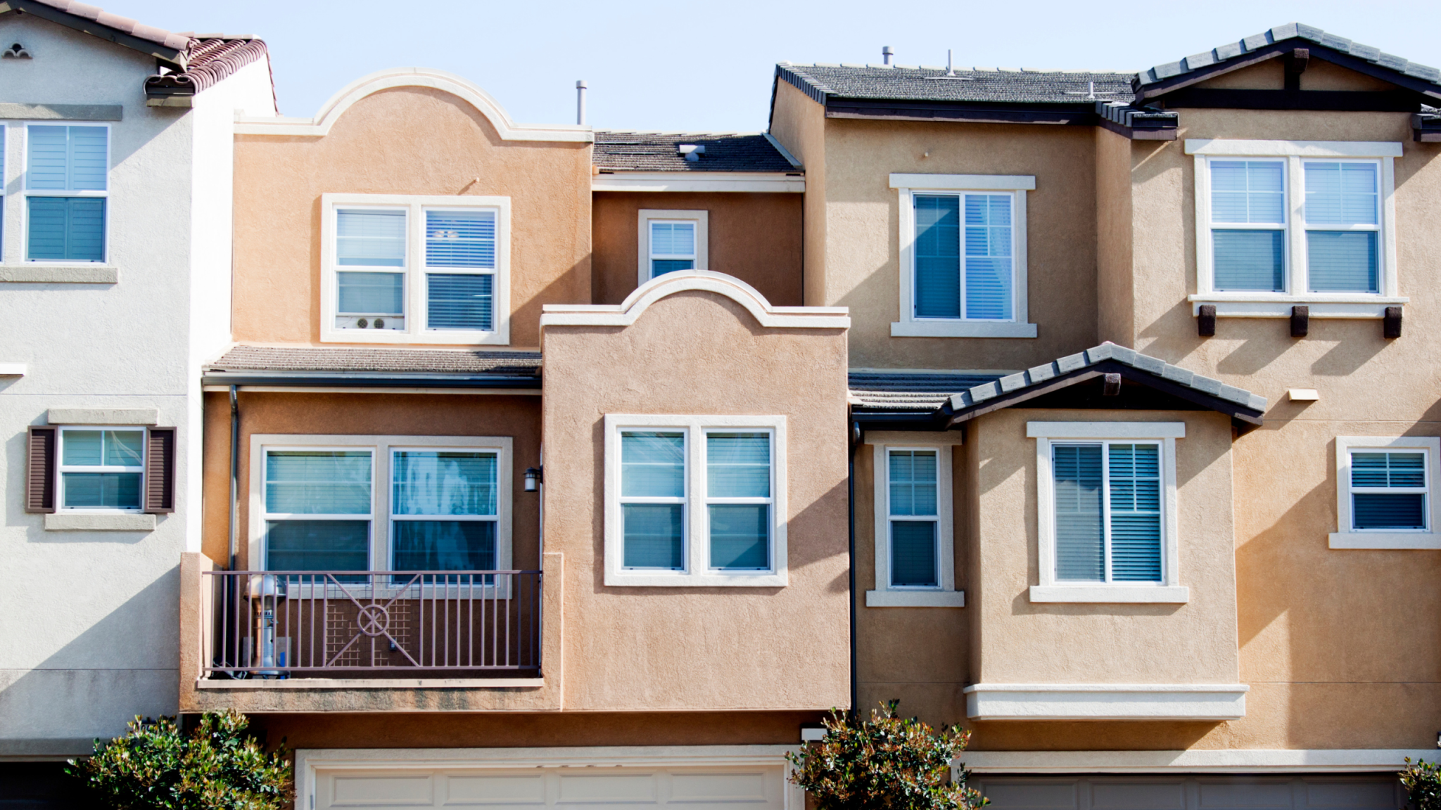 Adaptable Outdoor Finish Blending Strength and Timeless Appeal